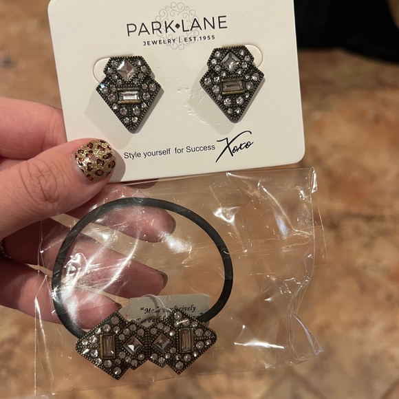 Park Lane | Jewelry | Park Lane Matching Earring And Brackethair Tie ...